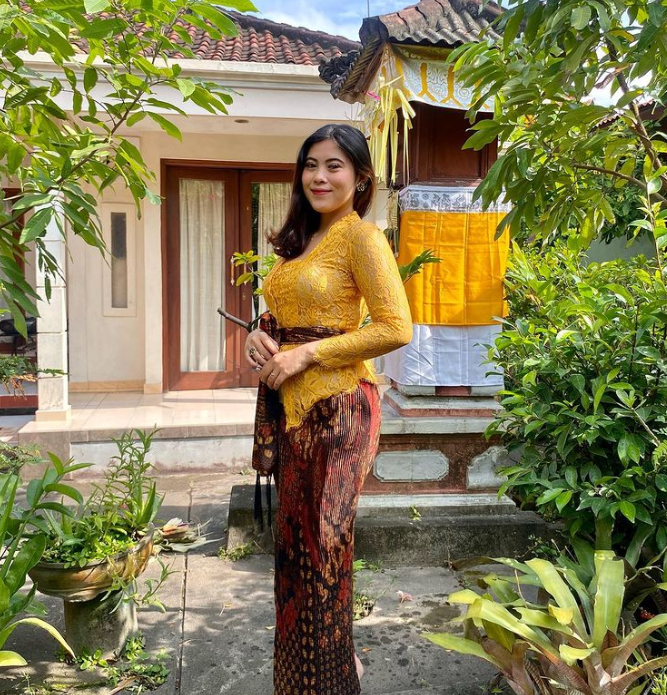 Sari Good Ponsel Angels